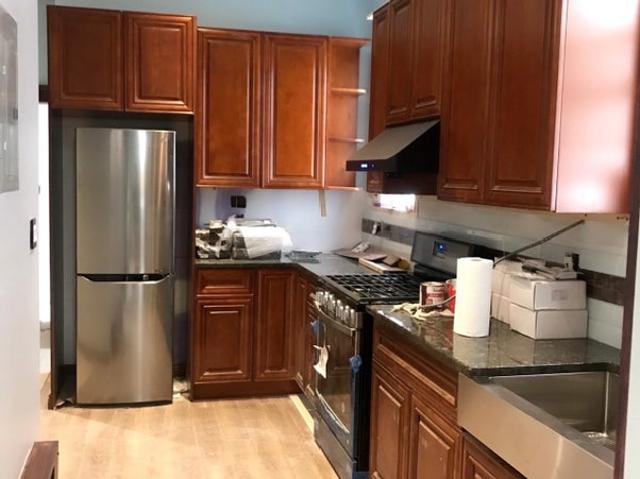 Room Available in the heart of Astoria