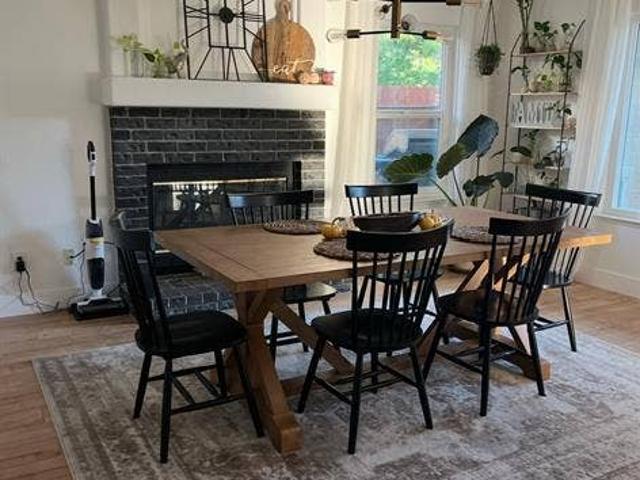 Room available in Antelope!