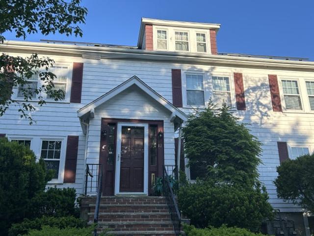 Room available in Arlington MA / $1030