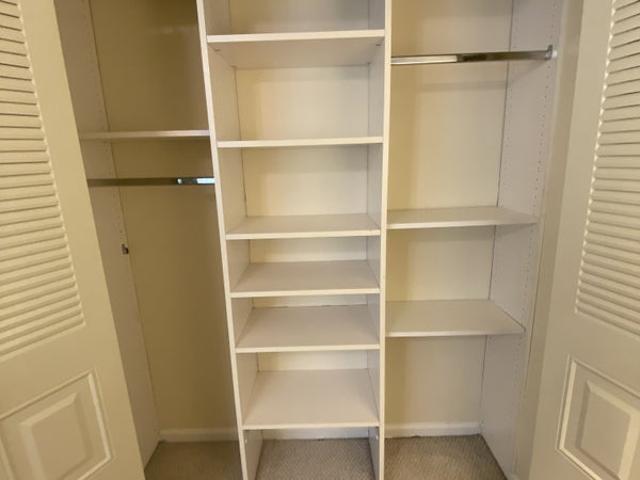 Room available in center Boca Raton!