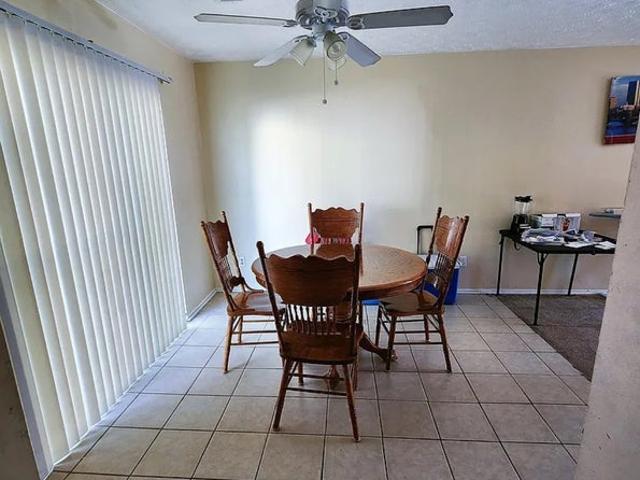 Room available in Gated College Park!