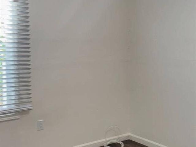 Room Available in Hollywood