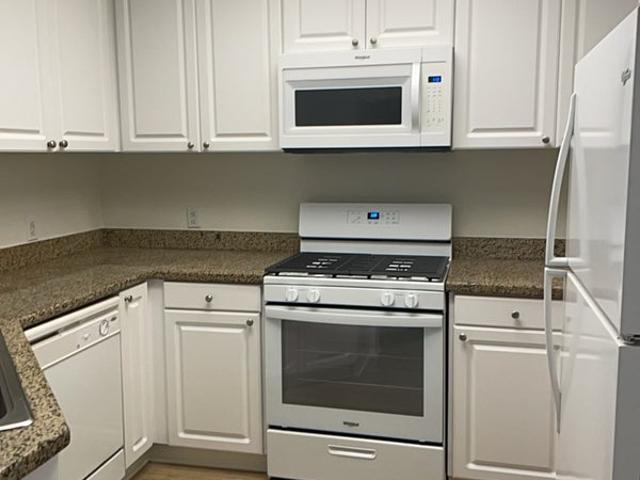 Room Available in Irvine!