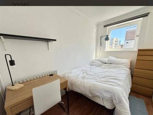 ROOM AVAILABLE in London Zone 2