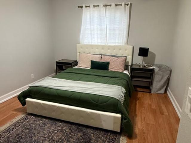 Room available in Mesa!