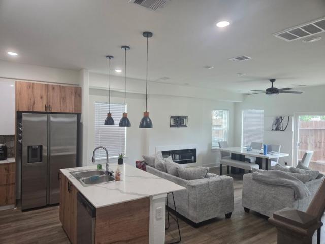 Room Available in New Home – Great Location