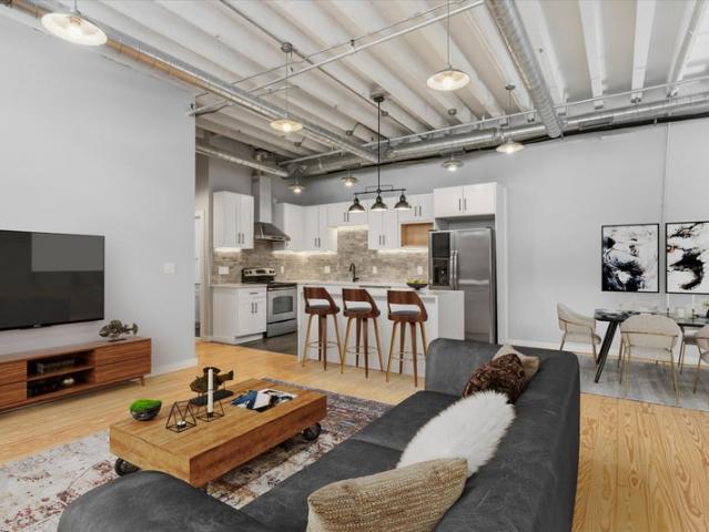 Room Available in Newly Renovated SoHo Style Loft