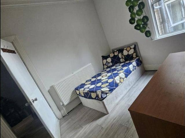 Room Available in Plumstead. £650pm