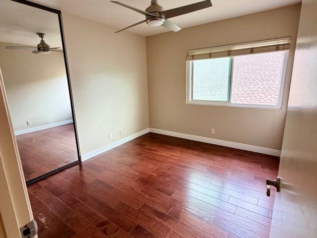 Room Available in Roomy Lake Forest Home