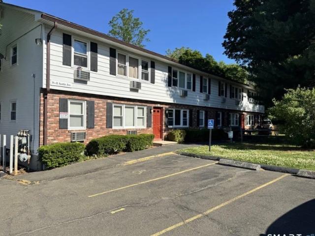 Room Available in Shared Apartment – Stamford, CT
