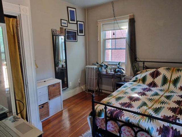 Room Available in Somerville – 9/1 Move In