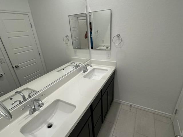 Room Available in Summerlin West