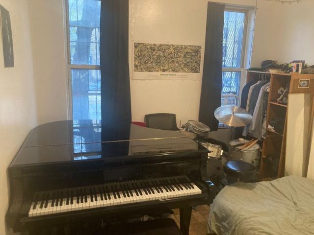 Room available, Jul22 to Aug30 2026, 200$ per week