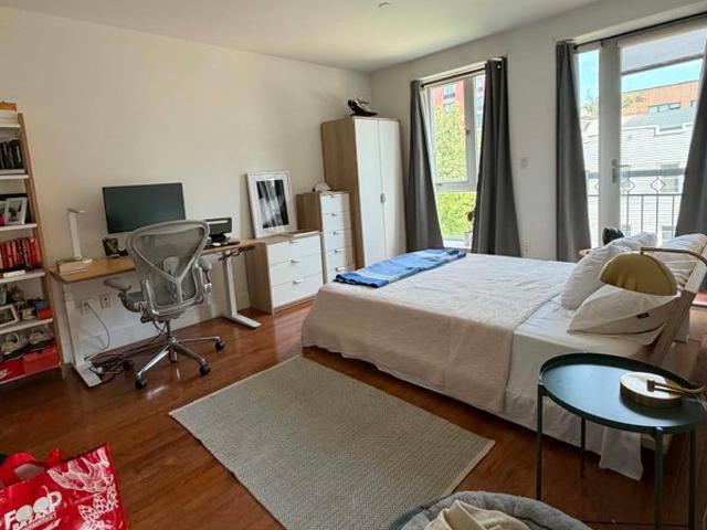 Room available July 1 in a 2BR/2BA Williamsburg
