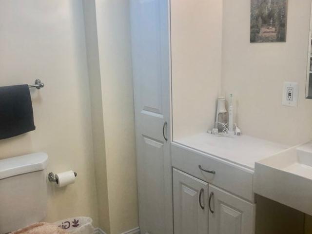 Room Available Now in North Bethesda