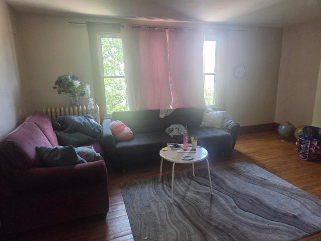 Room available on Green St, Concord