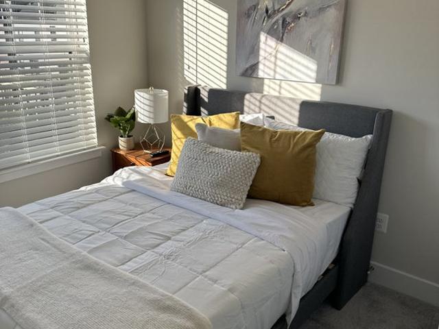 Room Available starting January 5 2026!