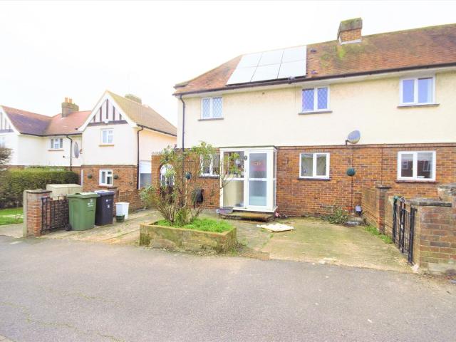Room B3, Northway GU2, Room to rent, £750 pcm | PrimeLocation