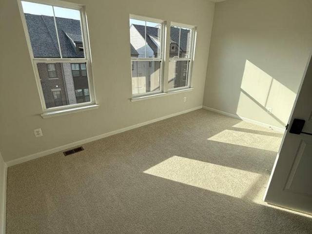Room + Bath | Unbeatable Location