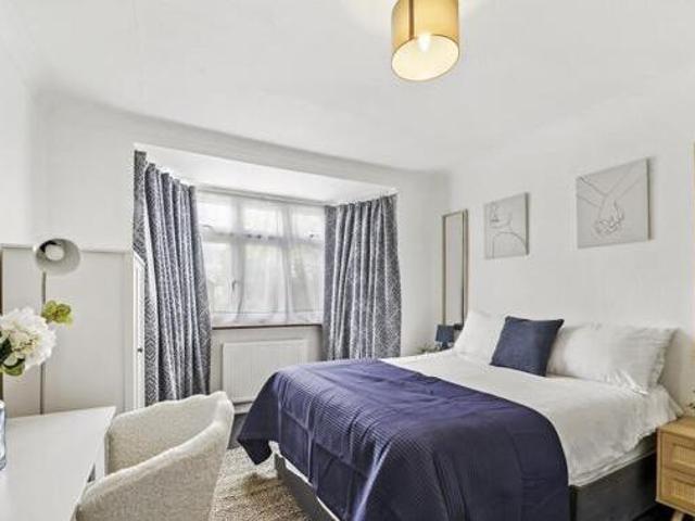 Room,courthope Road, 1 Bedroom Flat