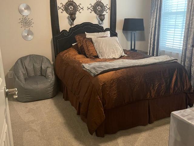 Room + full bathroom for rent Spring Hill TN