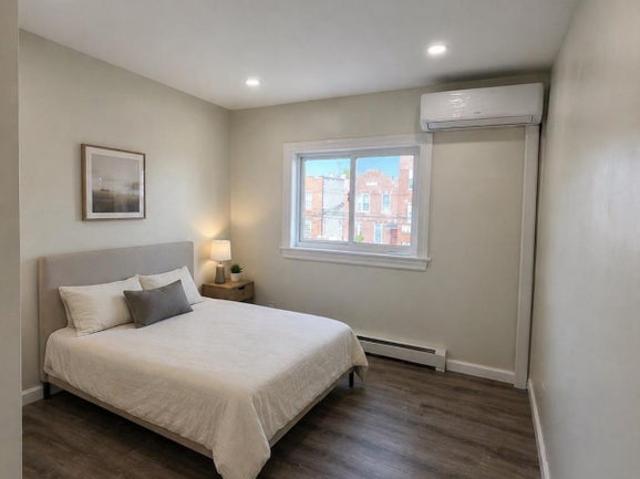 ✨ Room for Rent – Move In Ready! ✨