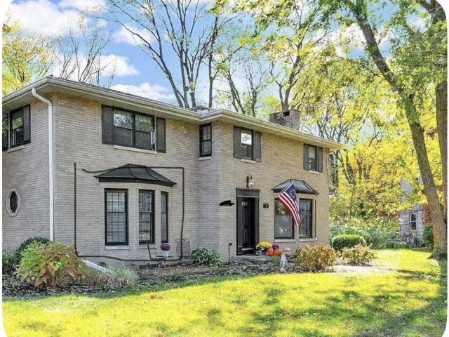 Room for rent near downtown Peoria