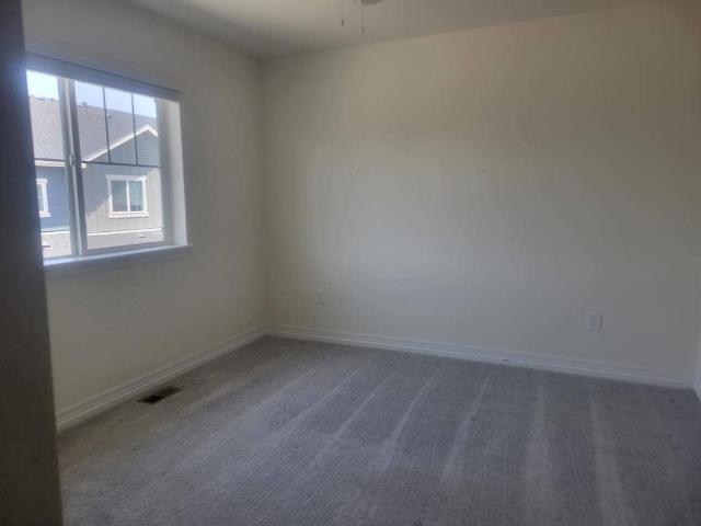 Room for Rent Near DIA/Brighton