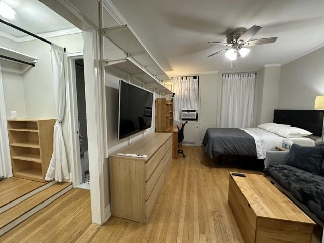 Room for rent Near Mt. Sinai Hospital