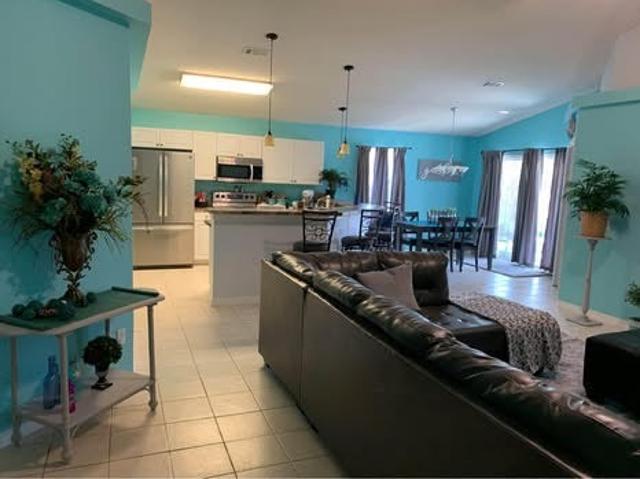 Room for Rent Near NAS Pensacola – Available Augus