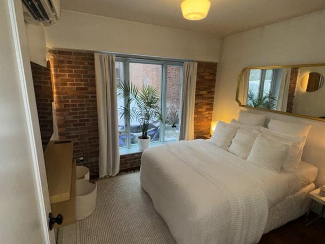 Room for rent near the Barclays A/C Train