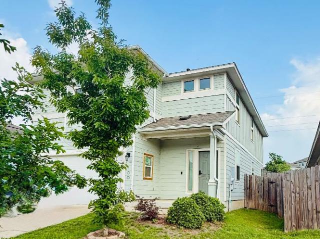 ROOM FOR RENT: NO Security Deposit! Month_to_Mont