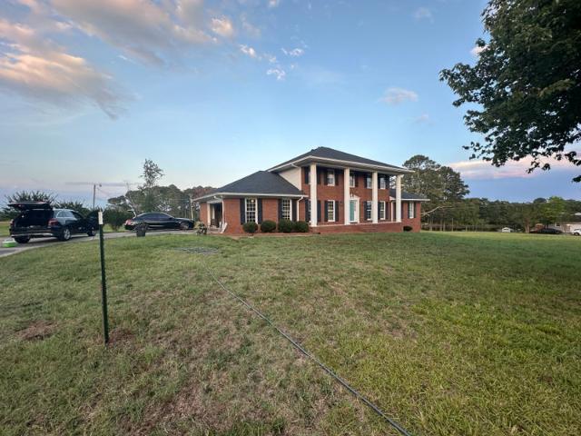 Room for rent on beautiful horse farm