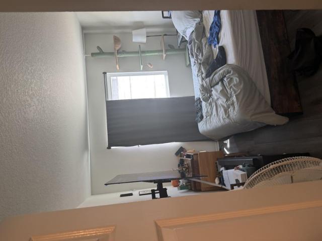 Room for Rent – Available August 11 | 10 Minutes f