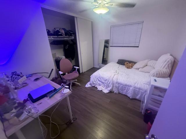 Room for Rent Available near UCSD