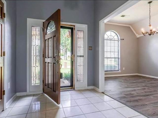 Room for Rent – All Amenities Included