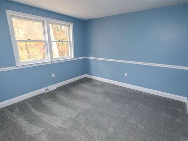 Room for rent and share areas