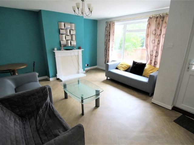 Room For Rent Blossom Square, Portsmouth