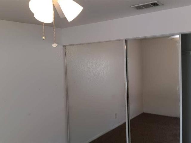 Room for Rent Corona