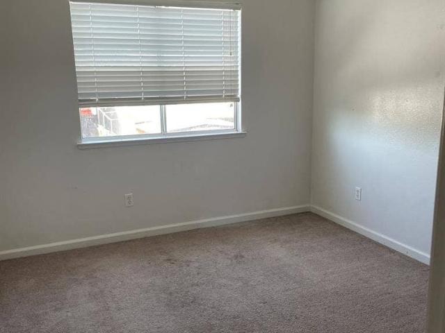 Room for rent! Delhi, CA