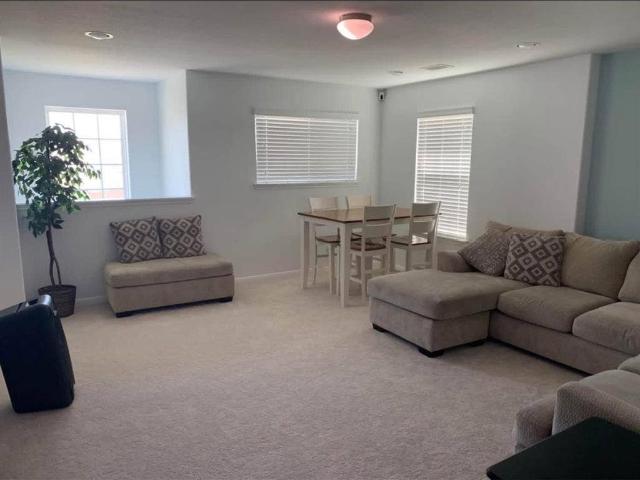 Room for rent furnished