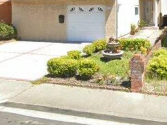 Room for rent for $950 one person $1100 for couple