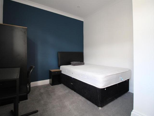 Room For Rent Francis Avenue, Southsea