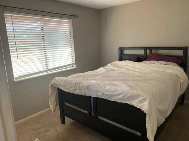Room for Rent. Good Location