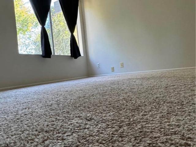 Room for rent good place Simi valley
