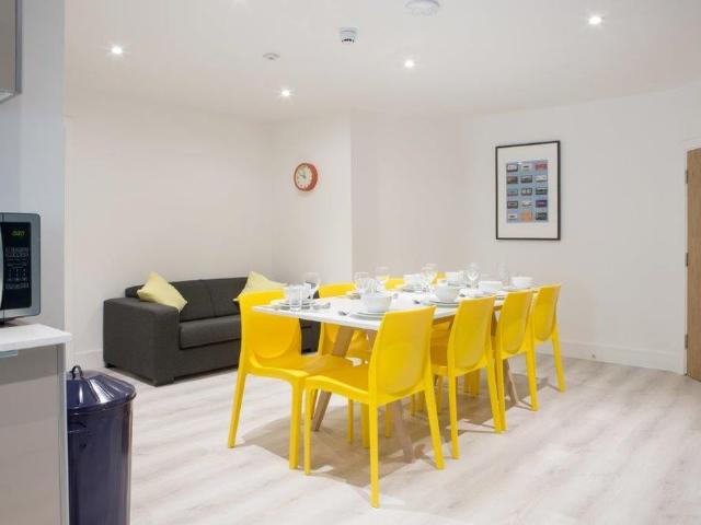 Room For Rent Hampshire Terrace, Portsmouth