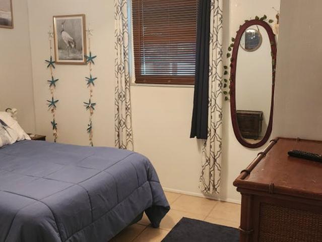 Room for rent in my 3/2 home furnished