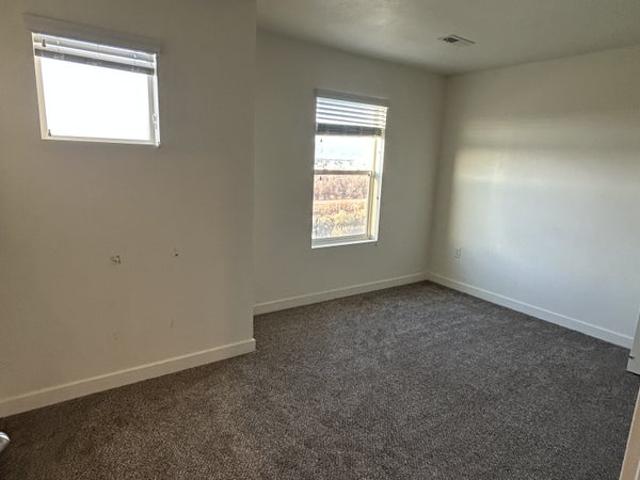 Room for Rent in Magna
