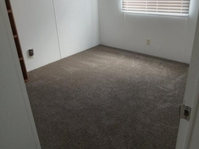 Room for rent in manufactured home
