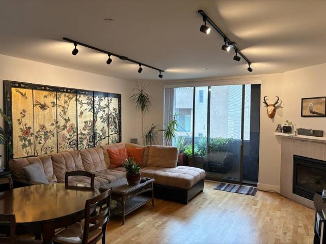 Room for Rent in Modern Condo, Utilities Included